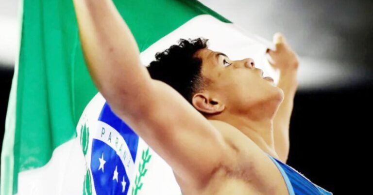 Nicolas Santos treina duro para encarar cinco lutas nos próximos meses - O Popular do Paraná